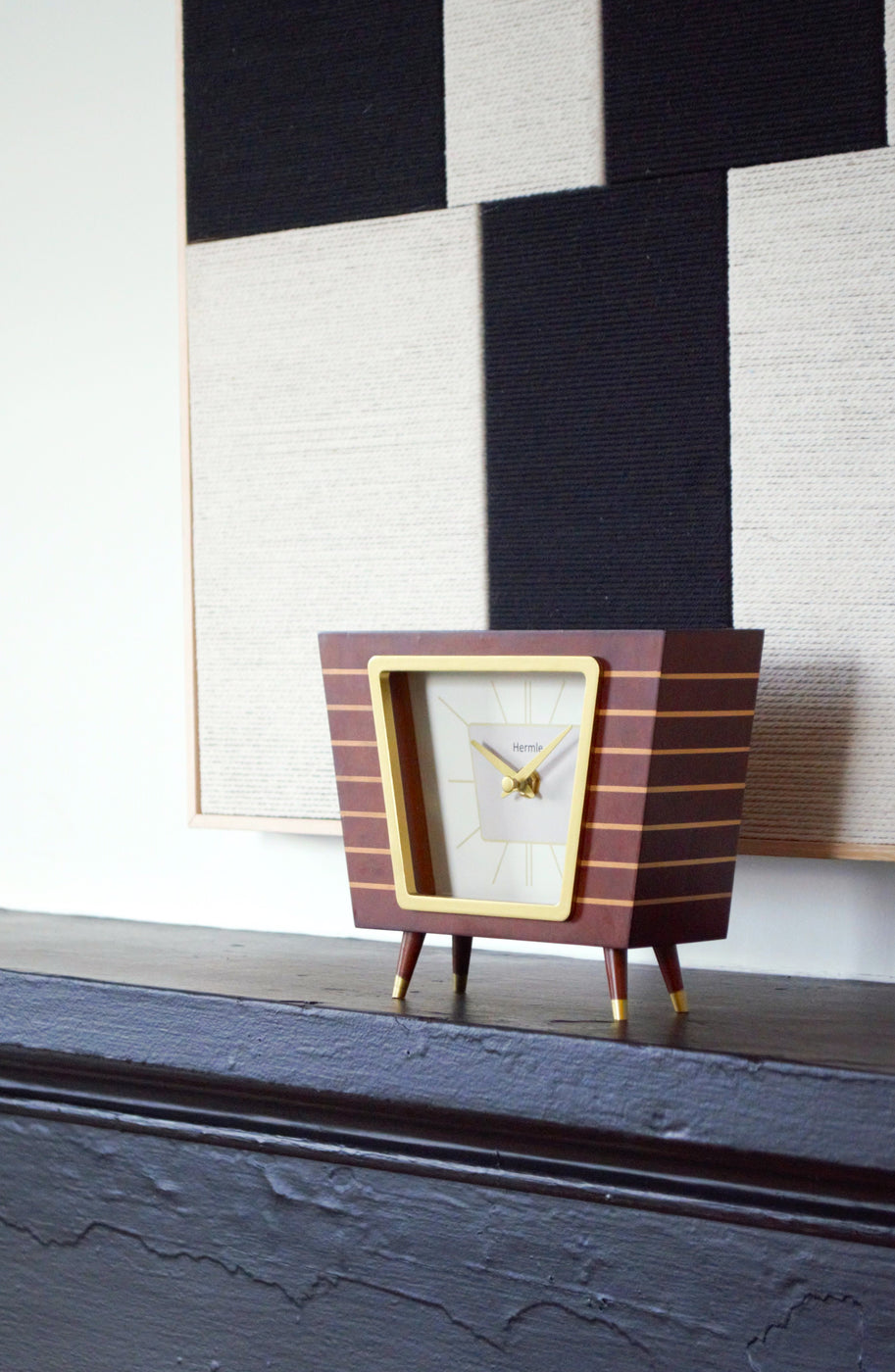 Finn Retro Desk Clock — Emperor Clock Company